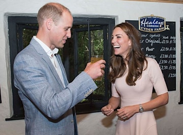 Kate Middleton and Prince William arrive in Cornwall for mini tour | HELLO!