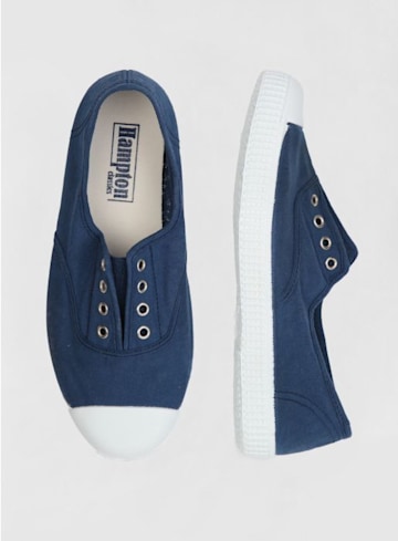 Prince George and Princess Charlotte just wore matching plimsolls by ...