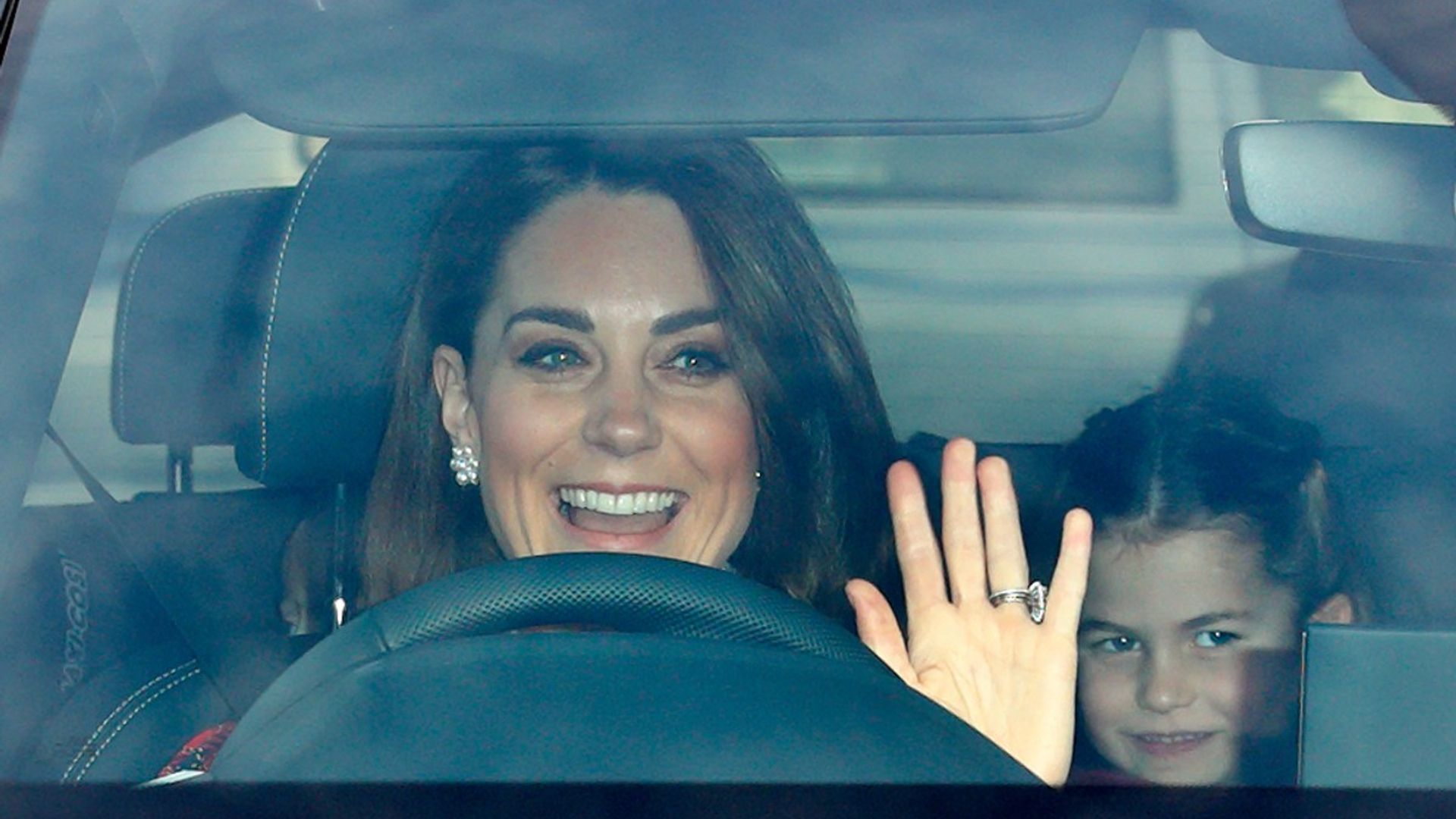 Kate Middleton's quick change after lunch with the Queen | HELLO!