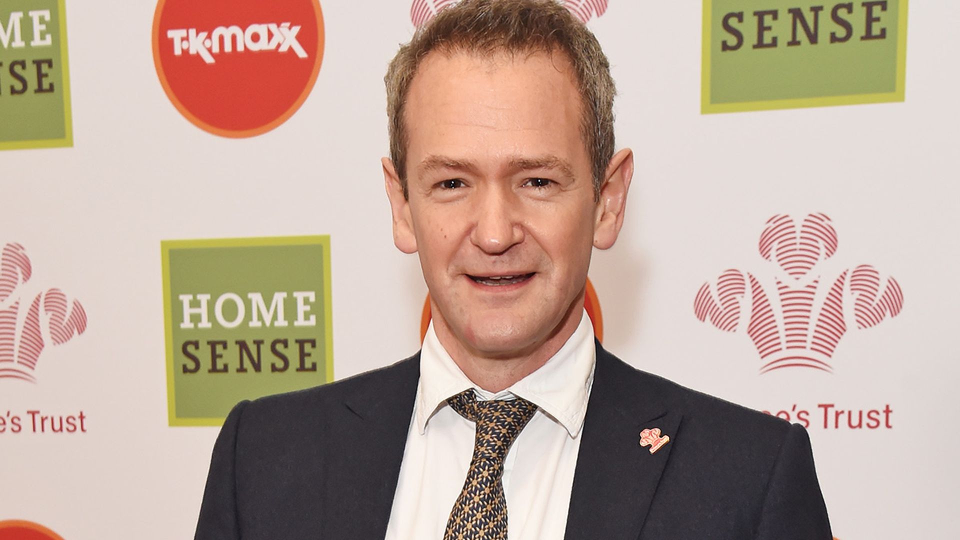 Alexander Armstrong's amazing connection to the Queen revealed | HELLO!