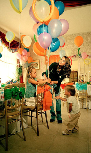 Happy Birthday, Queen Rania! See the gorgeous new portraits released to ...