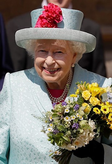 The Queen shares emotional statement following cancellation of Easter ...