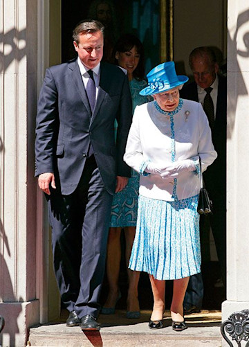 The Queen's 15 Prime Ministers: Winston Churchill, Tony Blair, Boris ...