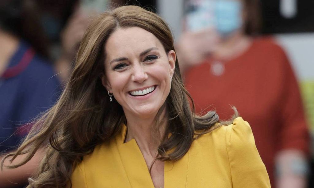 Tamera Mowry-Housley has twin sister Tia Mowry's 'back' amid her ...