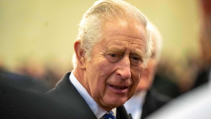 King Charles pays tribute to Queen Elizabeth II in emotional return to ...