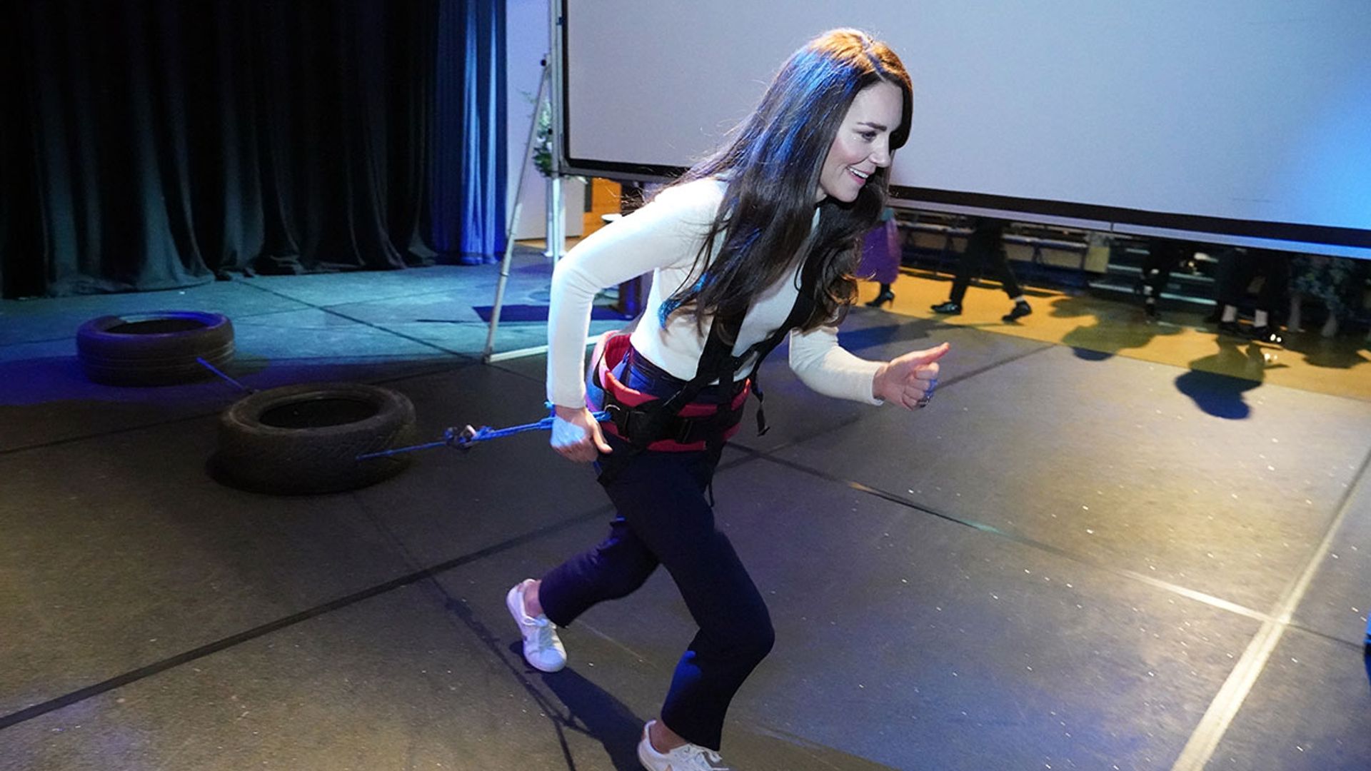 Kate Middleton shows off her strength during special royal outing in ...