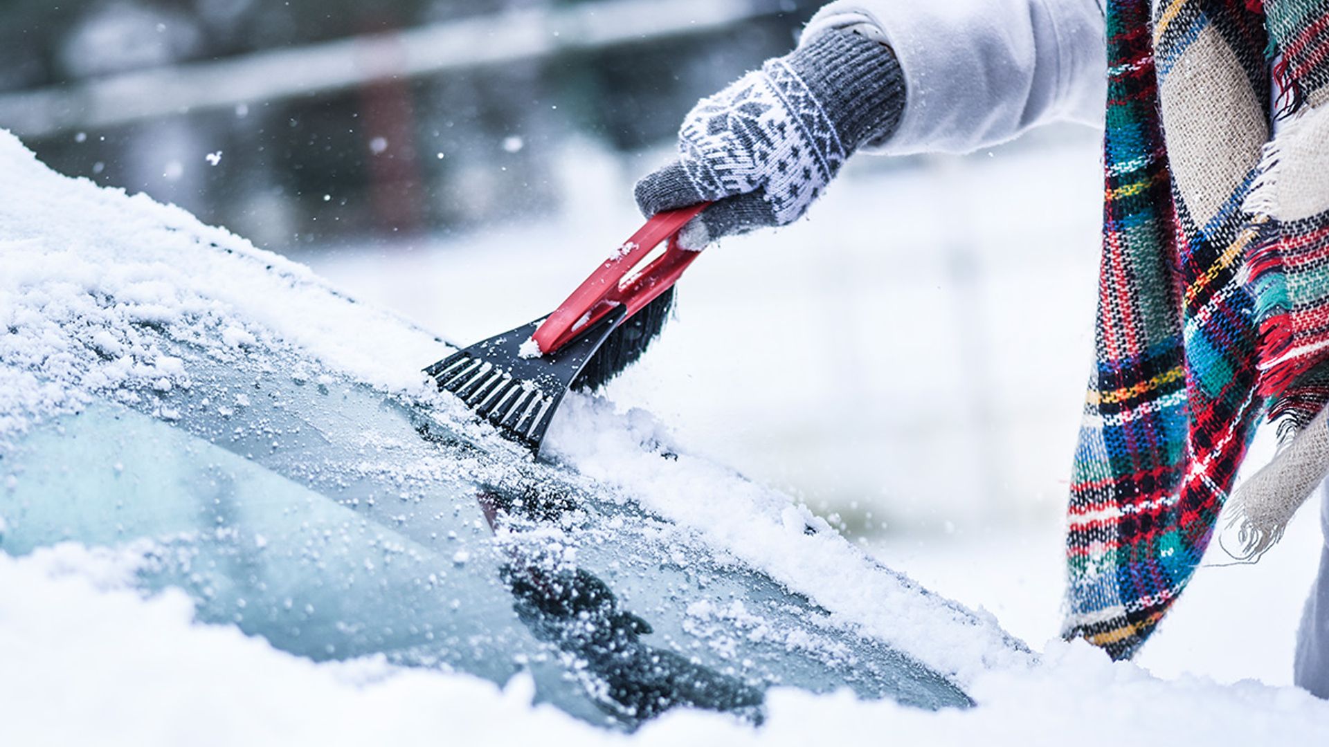 15 snowstorm essentials for bad weather: From indoor heaters to car ...