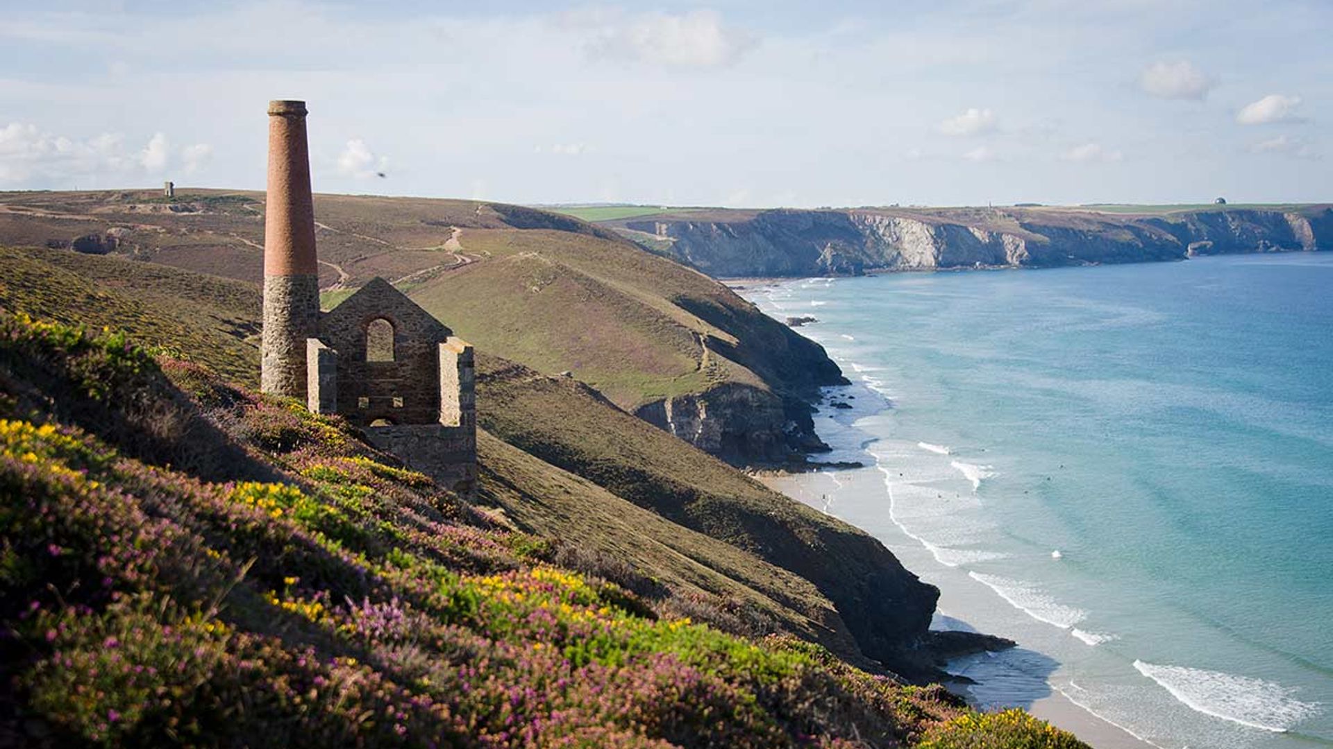 Where is Doc Martin set? Martin Clunes' guide to Cornwall and where to ...