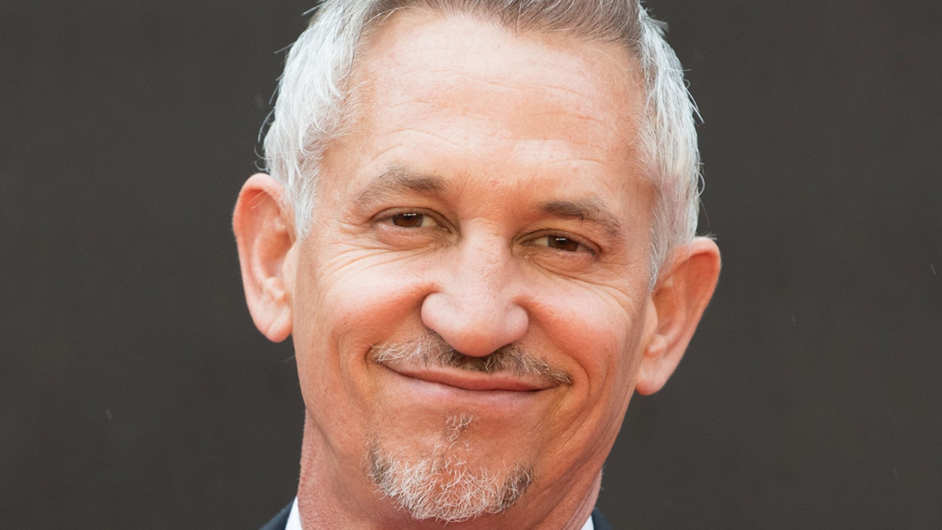 Gary Lineker stuns fans from dreamy vacation destination following ...