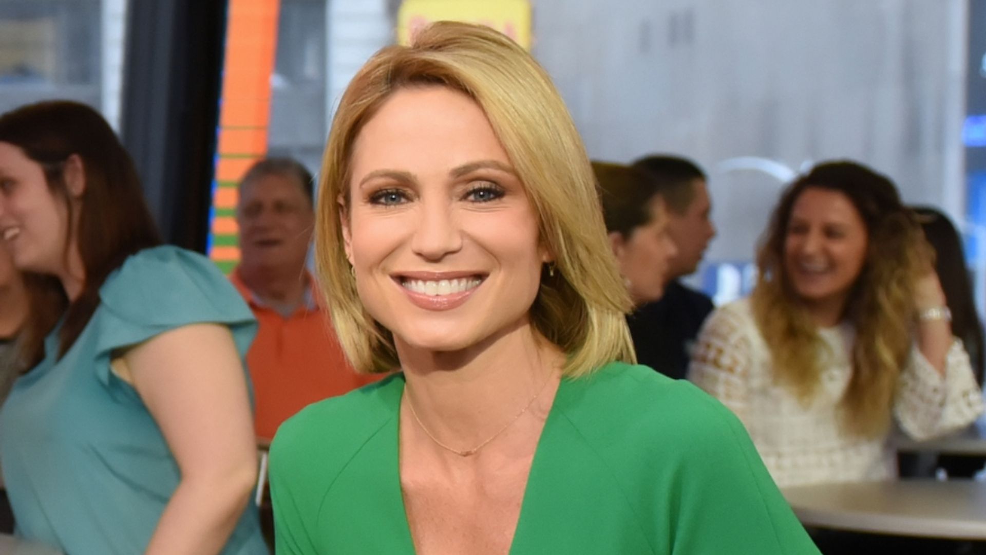 Amy Robach overwhelmed with support as she prepares to leave GMA for ...