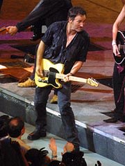 VETERAN ACTS AND HOT NEW STARS TO FACE OFF AT GRAMMYS | HELLO!