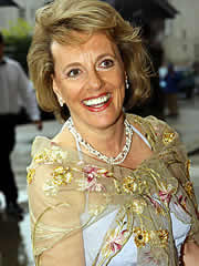 Esther Rantzen looks for love on TV | HELLO!