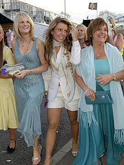 Coleen enjoys the races with mum and mates | HELLO!