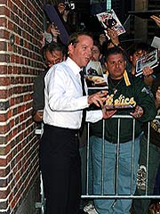 Kiefer puts in 'killer' appearance for 'Letterman' | HELLO!