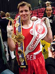 Alan Shearer and Adrian Chiles pedal to victory for Sport Relief | HELLO!