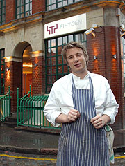 Jamie Oliver helps musical Fifteen waiter sign major record | HELLO!