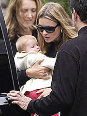 kate moss, lila moss, KATE MOSS TAKES LITTLE LILA FOR LUNCH | HELLO!