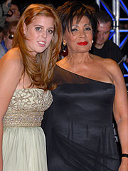 Bea, Kate and Lady Helen lend sparkle to a glittering night | HELLO!