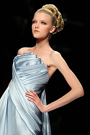 Elie leads masterclass in dressing silver screen goddesses | HELLO!