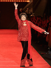 Liza shows her heart as she headlines charity fashion show | HELLO!