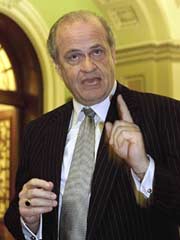 ACTOR-TURNED-U.S. SENATOR TO RETURN TO HOLLYWOOD CAREER | HELLO!