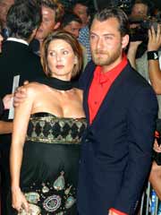 JUDE AND SADIE SAY THEY RE LUCKY AFTER TODDLER GIVEN ALL | HELLO!