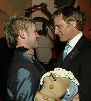 Viggo back in the saddle for 'Hidalgo' premiere | HELLO!