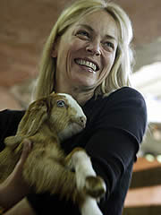 Sharon kids about to promote peace in Israel | HELLO!