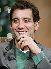 Dreamy encounter for Clive Owen in New York | HELLO!