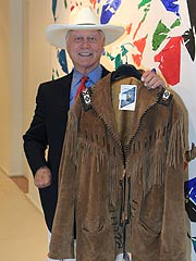 'Dallas' crew back together for charity memorabilia | HELLO!