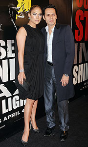 Jennifer stakes her claim to title of most glam new mum | HELLO!