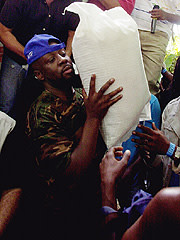 Matt Damon helps Haiti's storm victims | HELLO!