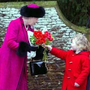 SMILING ROYALS ATTEND CHURCH AT SANDRINGHAM ON CHRISTMAS DAY | HELLO!