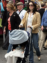 Mary merges in with the crowd on market trip | HELLO!