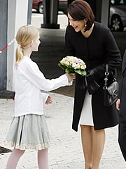 A pretty spring posy for blossoming Princess Mary | HELLO!