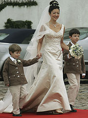 Radiant Alexandra ties the knot with her prince charming | HELLO!