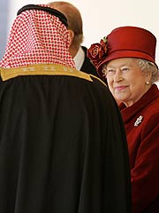 The Queen heads a splendid official display for Saudi king | HELLO!