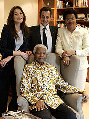 Carla meets Nelson Mandela on South African trip | HELLO!