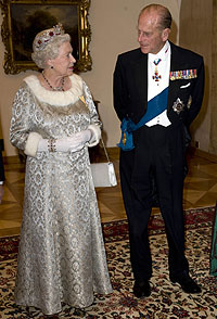 The Queen wears recycled frock on Slovenia visit | HELLO!