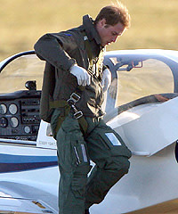 Prince Harry to begin training to become military pilot | HELLO!