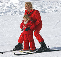 Dutch royals and their daughters go skiing | HELLO!