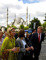 Willem and Maxima tour Turkey | HELLO!